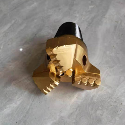 151mm 3 wings  PDC bit is widely used in drilling projects